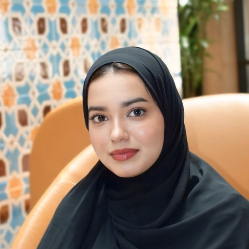 Nada - English tutor - 16£/h - 2 reviews