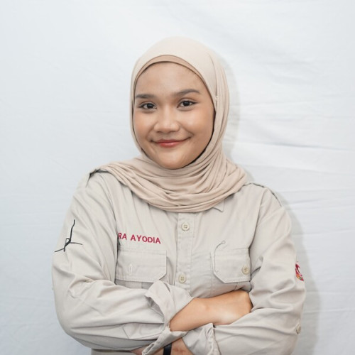 Dara - Guru bahasa inggris - 10000 Rp / jam