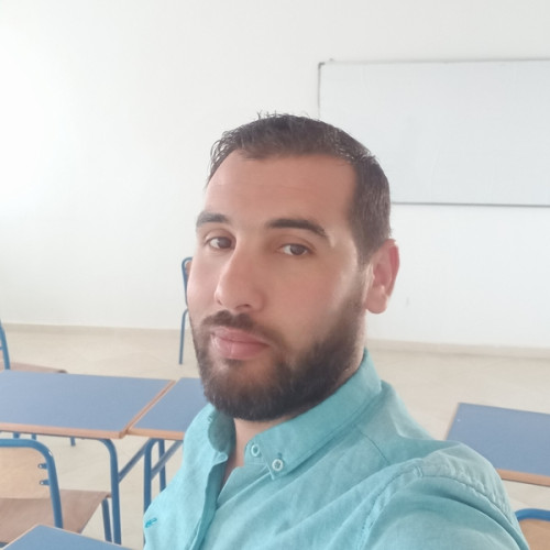 Yazid - Prof de maths - 22CHF/h