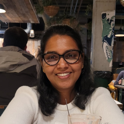 Nirmala - Leraar HTML in Eindhoven - €25/u