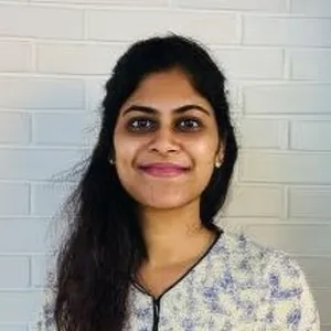 Lavanya - Computer programming tutor - 20£/h