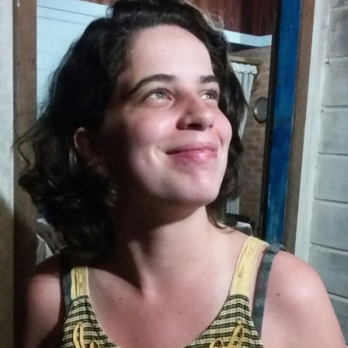 Sarah : . Cursando enfermagem na Universidade Federal do Rio de Janeiro. . Aulas de Biologia ...