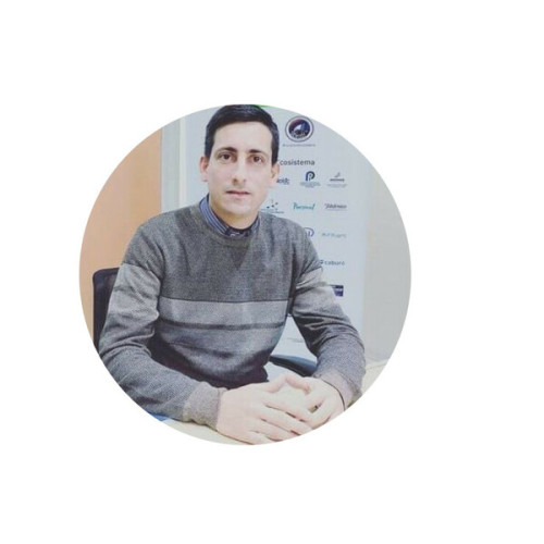 Lautaro - Profesor de tecnología - $122/h - 1 opiniones