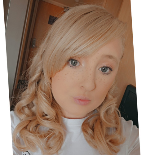 Laura - English tutor in Keighley - 25£/h