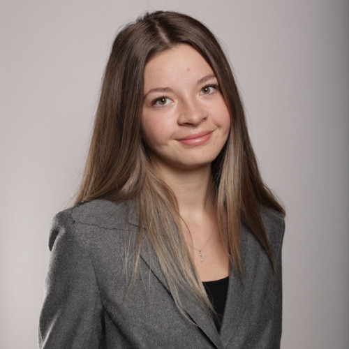 Aurane - Prof d'aide aux devoirs à Paris - 25CHF/h - 4 élèves accompagnés