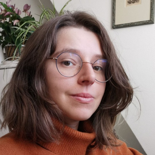 Laurane - Prof d'arts plastiques à Tours - 25€/h - 3 avis - 4 élèves ...