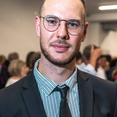 Arthur - Prof de biologie - 35€/h - 3 avis