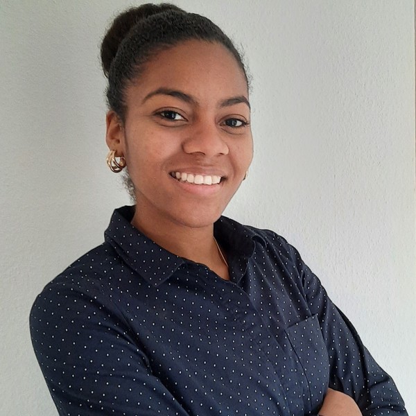 Sheila - Profe de matemáticas - 20€/h - 15 opiniones