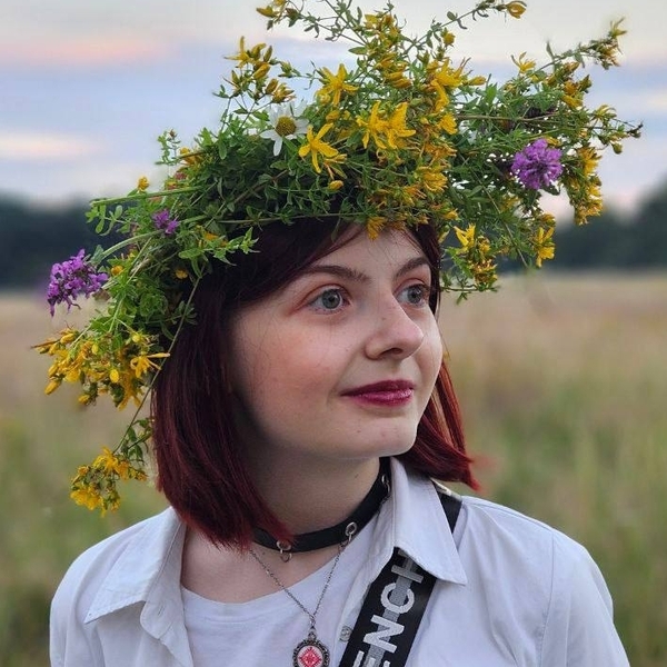 Sofya - Computer Programming teacher - R164/h