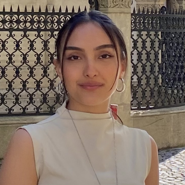 Andrea - ESL tutor - $16/h